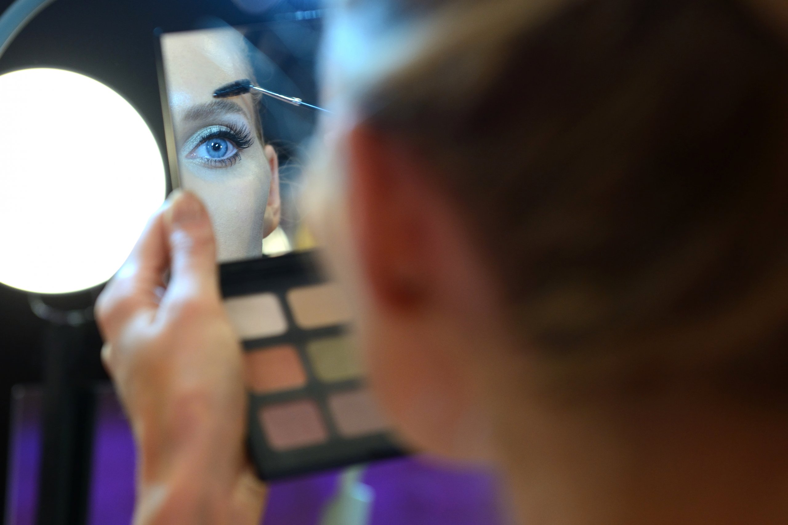 Eyelighter: de nieuwe highlight-trend die je ogen groter laat lijken ...